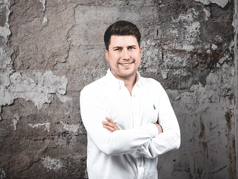 AXA Hamburg Dominik David | Unser Team